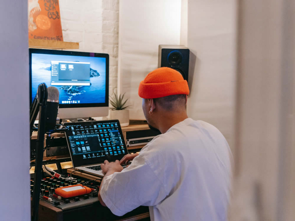 12 Tips To Create Your Sample Pack